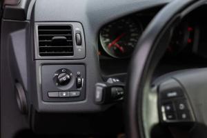 Pelēks Volvo V50 2012 Rīga, ar dzinēja tilpumu 1.60 L un nobraukumu 147 tūkst. km par 5995 €, foto 18 vietnē AUTOMOTO.COM.LV