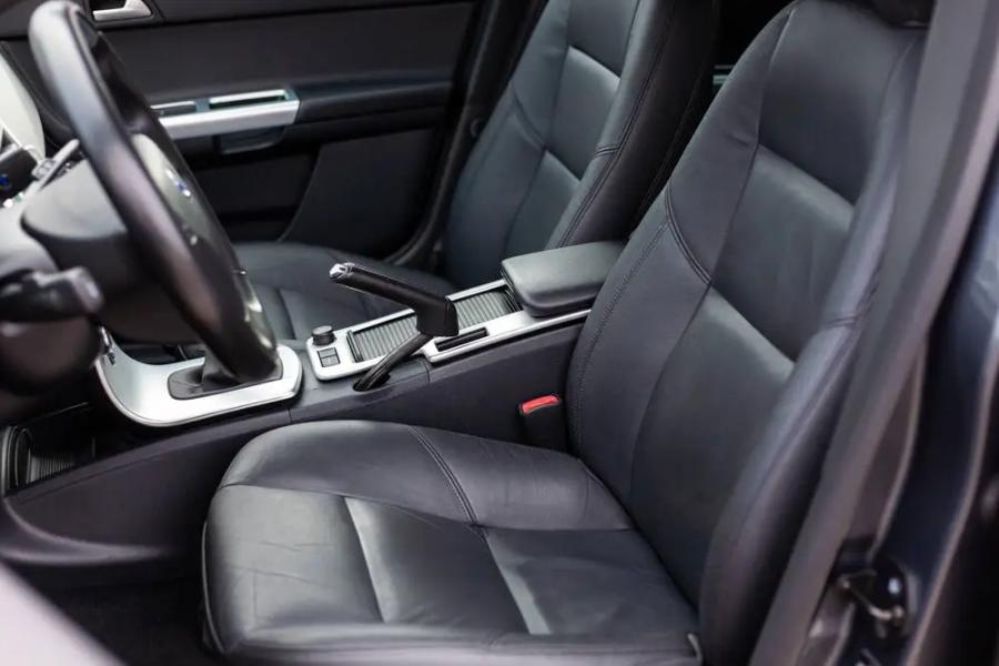 Pelēks Volvo V50 2012 Rīga, ar dzinēja tilpumu 1.60 L un nobraukumu 147 tūkst. km par 5995 €, foto 21 vietnē AUTOMOTO.COM.LV