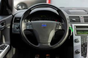 Pelēks Volvo V50 2012 Rīga, ar dzinēja tilpumu 1.60 L un nobraukumu 147 tūkst. km par 5995 €, foto 26 vietnē AUTOMOTO.COM.LV