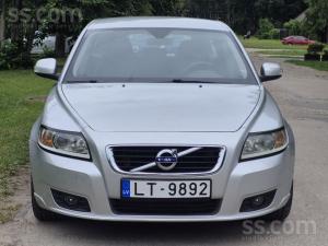 Pelēks Volvo V50 2012 Rīga, ar dzinēja tilpumu 1.60 L un nobraukumu 240 tūkst. km par 3400 €, foto 3 vietnē AUTOMOTO.COM.LV