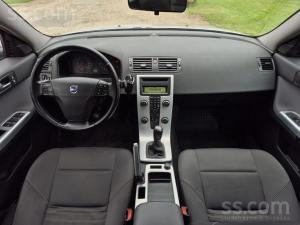 Pelēks Volvo V50 2012 Rīga, ar dzinēja tilpumu 1.60 L un nobraukumu 240 tūkst. km par 3400 €, foto 8 vietnē AUTOMOTO.COM.LV