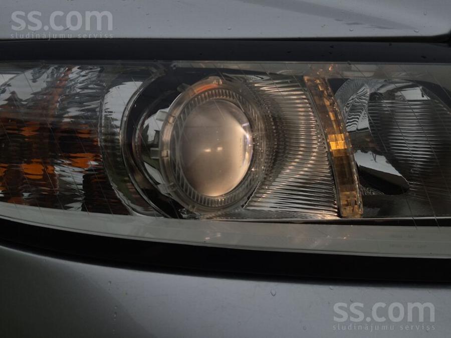 Pelēks Volvo V50 2012 Rīga, ar dzinēja tilpumu 1.60 L un nobraukumu 240 tūkst. km par 3400 €, foto 11 vietnē AUTOMOTO.COM.LV
