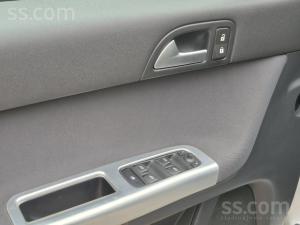 Pelēks Volvo V50 2012 Rīga, ar dzinēja tilpumu 1.60 L un nobraukumu 240 tūkst. km par 3400 €, foto 12 vietnē AUTOMOTO.COM.LV
