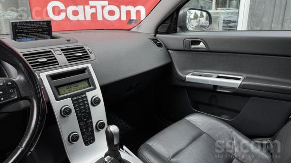 Pelēks Volvo V50 2012 Rīga, ar dzinēja tilpumu 1.60 L un nobraukumu 0 tūkst. km par 2990 €, foto 6 vietnē AUTOMOTO.COM.LV
