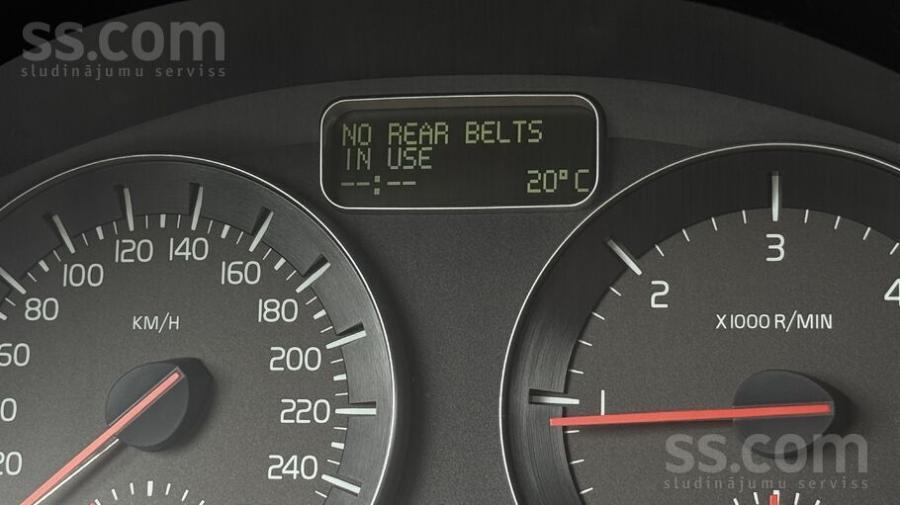 Pelēks Volvo V50 2012 Rīga, ar dzinēja tilpumu 1.60 L un nobraukumu 0 tūkst. km par 2990 €, foto 21 vietnē AUTOMOTO.COM.LV