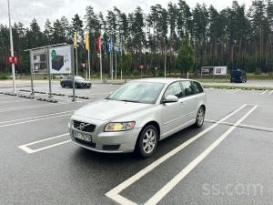 Серый Вольво В50 2012 в Рига, объемом двигателя 1.60 л и пробегом 196 тыс. км за 2350 €, фото  на AUTOMOTO.COM.LV