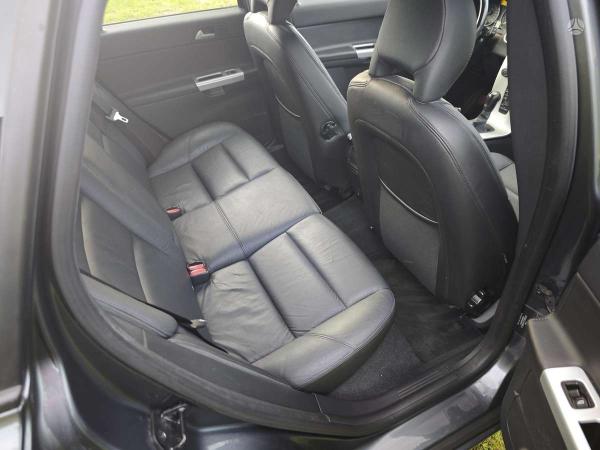 Grey Volvo V50 2012 in Utena, with an engine capacity of 1.56 L and mileage of 223 thousand km for 3450 €, photo 8 on AUTOMOTO.COM.LV
