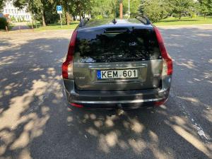 Grey Volvo V50 2012 in Vilnius, with an engine capacity of 1.56 L and mileage of 279 thousand km for 2699 €, photo 6 on AUTOMOTO.COM.LV