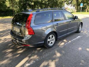 Grey Volvo V50 2012 in Vilnius, with an engine capacity of 1.56 L and mileage of 279 thousand km for 2699 €, photo 7 on AUTOMOTO.COM.LV