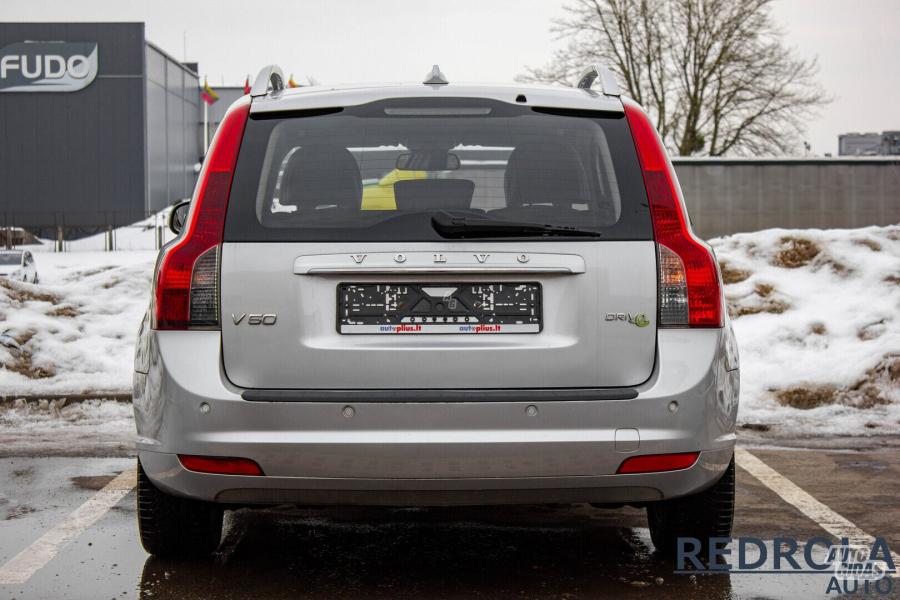 Grey Volvo V50 2012 in Kaunas, with an engine capacity of 1.60 L and mileage of 246 thousand km for 3700 €, photo 6 on AUTOMOTO.COM.LV