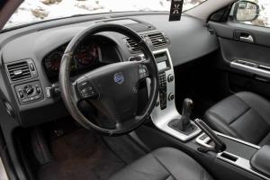 Grey Volvo V50 2012 in Kaunas, with an engine capacity of 1.60 L and mileage of 246 thousand km for 3700 €, photo 8 on AUTOMOTO.COM.LV