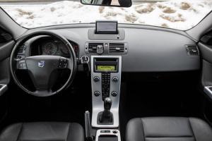 Grey Volvo V50 2012 in Kaunas, with an engine capacity of 1.60 L and mileage of 246 thousand km for 3700 €, photo 9 on AUTOMOTO.COM.LV