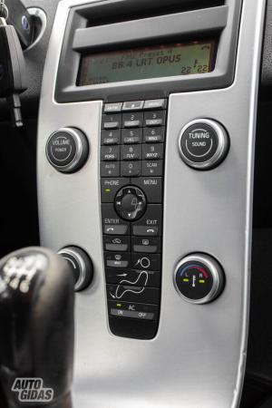 Grey Volvo V50 2012 in Kaunas, with an engine capacity of 1.60 L and mileage of 246 thousand km for 3700 €, photo 16 on AUTOMOTO.COM.LV