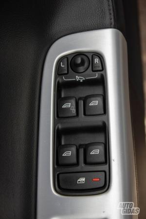Grey Volvo V50 2012 in Kaunas, with an engine capacity of 1.60 L and mileage of 246 thousand km for 3700 €, photo 17 on AUTOMOTO.COM.LV