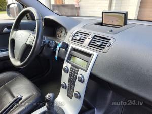 Pelēks Volvo V50 2012 Tallina, ar dzinēja tilpumu 1.60 L un nobraukumu 225 tūkst. km par 4899 €, foto 10 vietnē AUTOMOTO.COM.LV