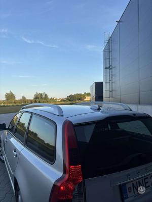 Grey Volvo V50 2012 in Siauliai, with an engine capacity of 1.56 L and mileage of 246 thousand km for 3600 €, photo 7 on AUTOMOTO.COM.LV