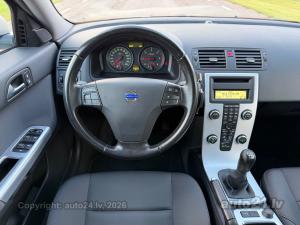 Pelēks Volvo V50 2012 Tallina, ar dzinēja tilpumu 1.60 L un nobraukumu 224 tūkst. km par 5290 €, foto 6 vietnē AUTOMOTO.COM.LV