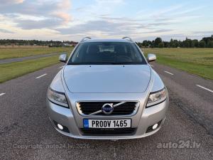 Pelēks Volvo V50 2012 Tallina, ar dzinēja tilpumu 1.60 L un nobraukumu 224 tūkst. km par 5290 €, foto 10 vietnē AUTOMOTO.COM.LV
