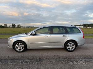 Pelēks Volvo V50 2012 Tallina, ar dzinēja tilpumu 1.60 L un nobraukumu 224 tūkst. km par 5290 €, foto 11 vietnē AUTOMOTO.COM.LV