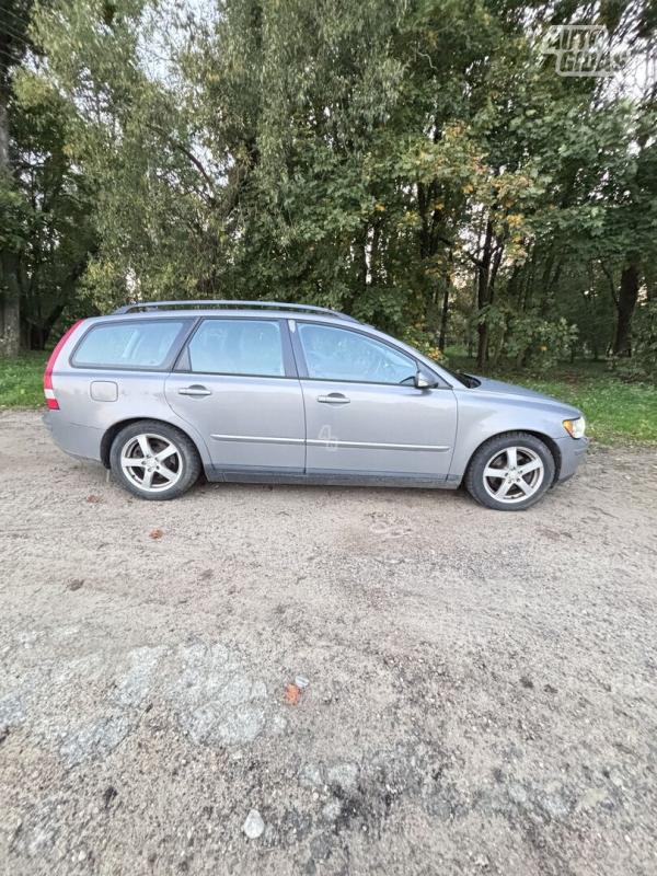 Pelēks Volvo V50 2018 Joniškis, ar dzinēja tilpumu 2.00 L un nobraukumu 296 tūkst. km par 1550 €, foto 1 vietnē AUTOMOTO.COM.LV