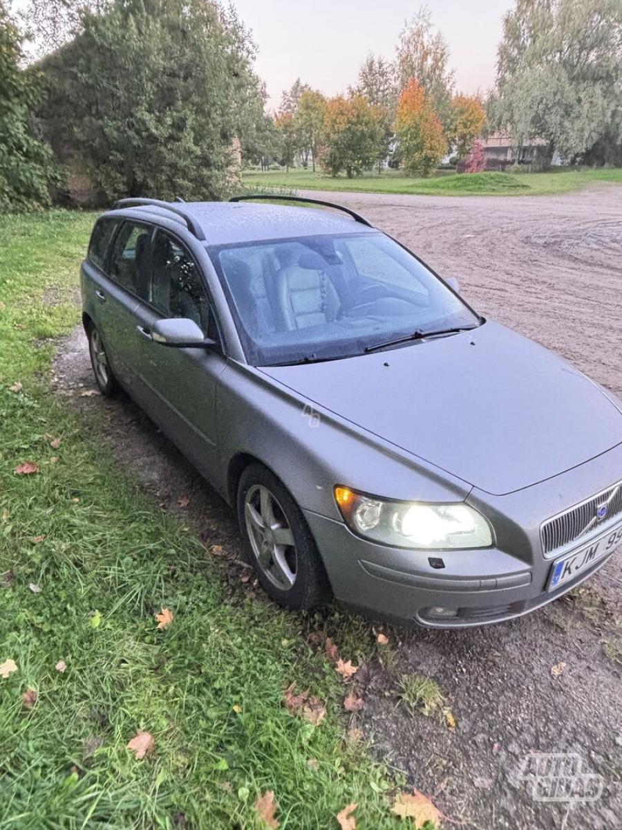 Pelēks Volvo V50 2018 Joniškis, ar dzinēja tilpumu 2.00 L un nobraukumu 296 tūkst. km par 1550 €, foto 9 vietnē AUTOMOTO.COM.LV