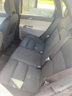 Volvo V50 2004 Kretinga, ar dzinēja tilpumu 2.00 L un nobraukumu 358 tūkst. km par 1550 €, foto 7 vietnē AUTOMOTO.COM.LV