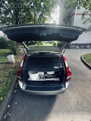 Volvo V50 2005 in Riga, with an engine capacity of 2.00 L and mileage of 327 thousand km for 1500 €, photo 13 on AUTOMOTO.COM.LV