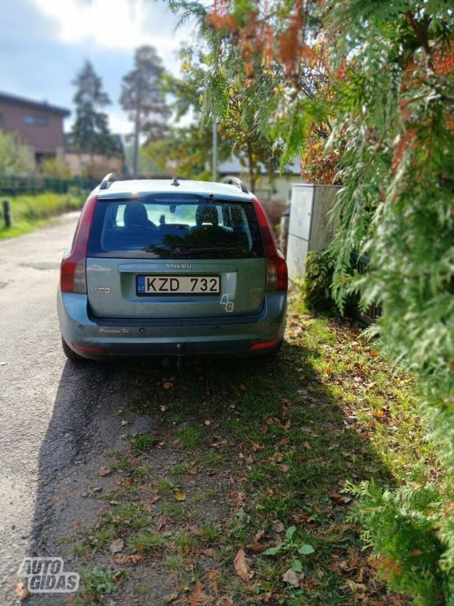 Volvo V50 2007 in Druskininkai, with an engine capacity of 1.60 L and mileage of 267 thousand km for 1250 €, photo 7 on AUTOMOTO.COM.LV