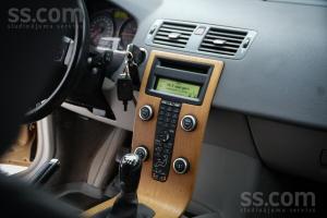 Oranžs Volvo V50 2008 Rīga, ar dzinēja tilpumu 2.00 L un nobraukumu 303 tūkst. km par 3990 €, foto 6 vietnē AUTOMOTO.COM.LV