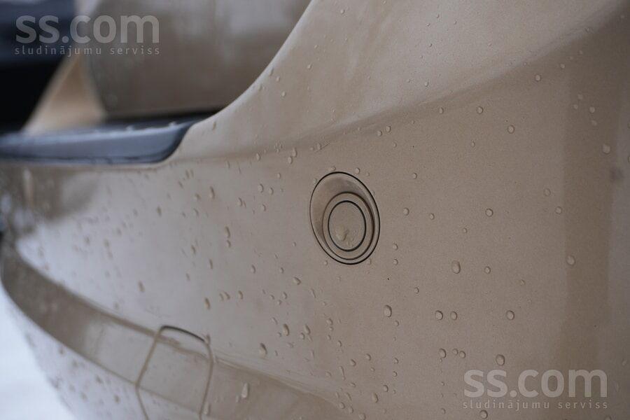 Oranžs Volvo V50 2008 Rīga, ar dzinēja tilpumu 2.00 L un nobraukumu 303 tūkst. km par 3990 €, foto 18 vietnē AUTOMOTO.COM.LV