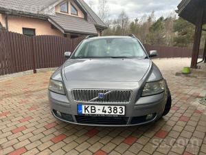 Volvo V50 2004 in Jurmala, with an engine capacity of 2.00 L and mileage of 254 thousand km for 2200 €, photo  on AUTOMOTO.COM.LV