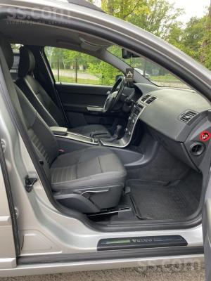 Volvo V50 2008 Tukums, ar dzinēja tilpumu 2.00 L un nobraukumu 350 tūkst. km par 2490 €, foto 14 vietnē AUTOMOTO.COM.LV