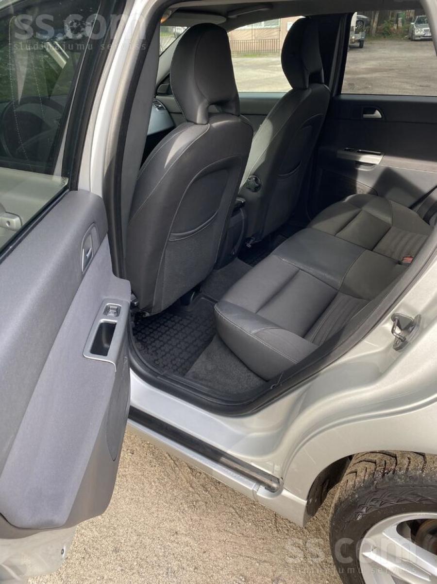 Volvo V50 2008 Tukums, ar dzinēja tilpumu 2.00 L un nobraukumu 350 tūkst. km par 2490 €, foto 15 vietnē AUTOMOTO.COM.LV