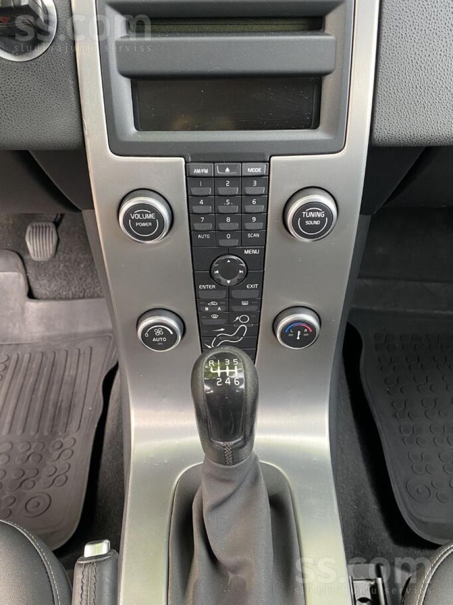 Volvo V50 2008 Tukums, ar dzinēja tilpumu 2.00 L un nobraukumu 350 tūkst. km par 2490 €, foto 19 vietnē AUTOMOTO.COM.LV