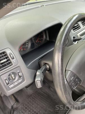 Volvo V50 2008 Tukums, ar dzinēja tilpumu 2.00 L un nobraukumu 350 tūkst. km par 2490 €, foto 20 vietnē AUTOMOTO.COM.LV