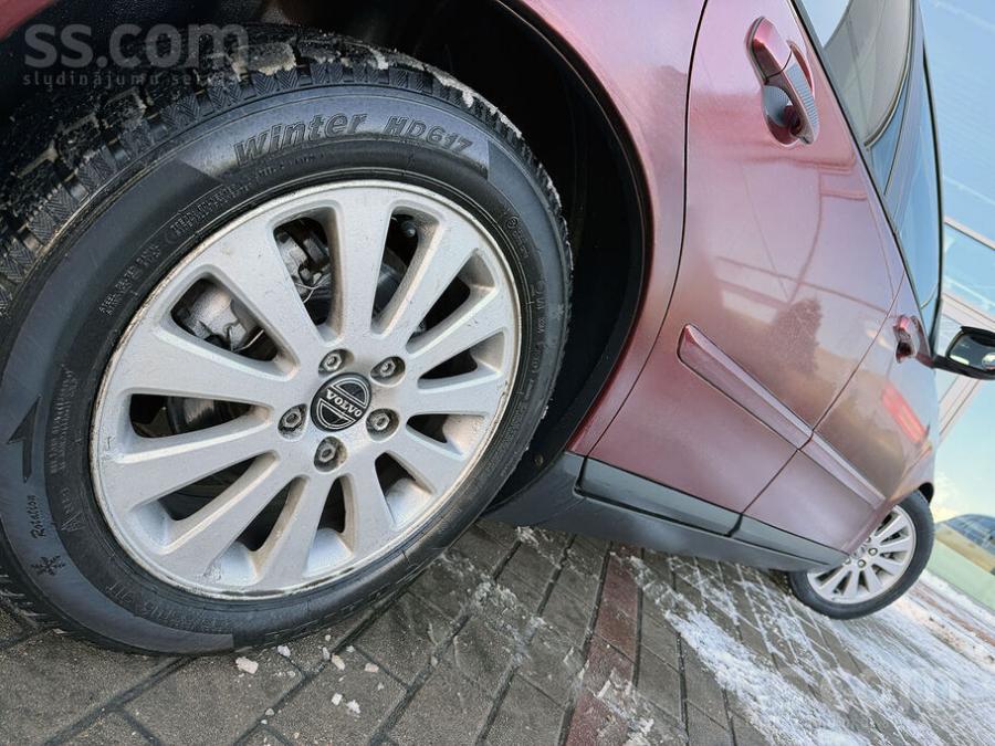 Sarkans Volvo V50 2004 Rīga, ar dzinēja tilpumu 2.00 L un nobraukumu 363 tūkst. km par 1490 €, foto 21 vietnē AUTOMOTO.COM.LV