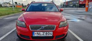 Red Volvo V50 2005 in Palanga, with an engine capacity of 1.80 L and mileage of 218 thousand km for 1700 €, photo 4 on AUTOMOTO.COM.LV