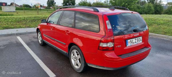Sarkans Volvo V50 2005 Palanga, ar dzinēja tilpumu 1.80 L un nobraukumu 218 tūkst. km par 1700 €, foto 9 vietnē AUTOMOTO.COM.LV