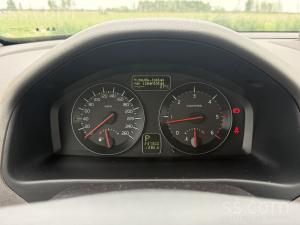 Sarkans Volvo V50 2008 Liepāja, ar dzinēja tilpumu 2.40 L un nobraukumu 240 tūkst. km par 3950 €, foto 21 vietnē AUTOMOTO.COM.LV