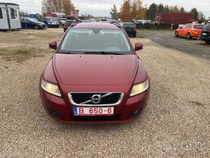 Sarkans Volvo V50 2010 Rīga, ar dzinēja tilpumu 1.60 L un nobraukumu 0 tūkst. km par 2799 €, foto 2 vietnē AUTOMOTO.COM.LV