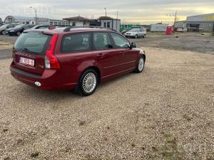 Red Volvo V50 2010 in Riga, with an engine capacity of 1.60 L and mileage of 0 thousand km for 1699 €, photo 5 on AUTOMOTO.COM.LV