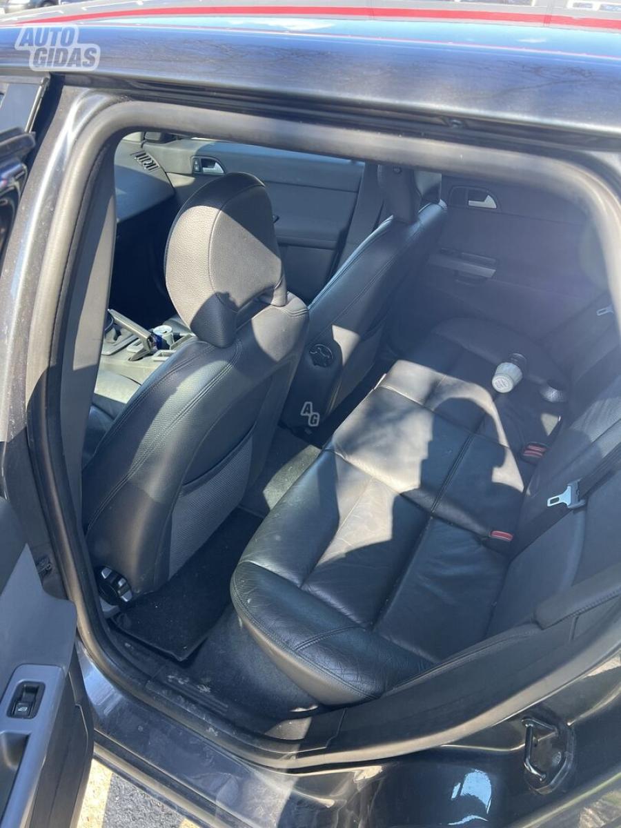 Volvo V50 2008 in Klaipeda, with an engine capacity of 1.60 L and mileage of 298 thousand km for 1200 €, photo 9 on AUTOMOTO.COM.LV