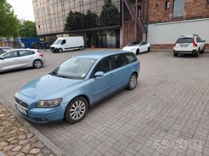 Volvo V50 2004 Cēsis, ar dzinēja tilpumu 2.00 L un nobraukumu 0 tūkst. km par 2950 €, foto 2 vietnē AUTOMOTO.COM.LV