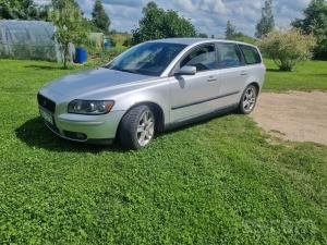 Volvo V50 2004 in Dobele, with an engine capacity of 2.00 L and mileage of 427 thousand km for 900 €, photo 1 on AUTOMOTO.COM.LV