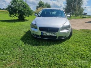 Volvo V50 2004 in Dobele, with an engine capacity of 2.00 L and mileage of 427 thousand km for 900 €, photo 2 on AUTOMOTO.COM.LV