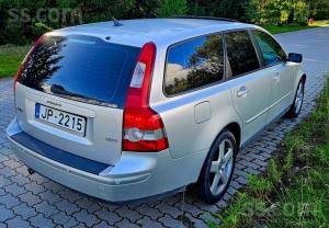 Volvo V50 2004 Valmiera, ar dzinēja tilpumu 2.00 L un nobraukumu 316 tūkst. km par 2000 €, foto 2 vietnē AUTOMOTO.COM.LV