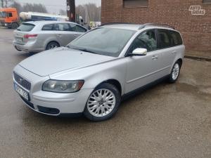 Volvo V50 2004 Šauļi, ar dzinēja tilpumu 2.00 L un nobraukumu 370 tūkst. km par 1150 €, foto 2 vietnē AUTOMOTO.COM.LV