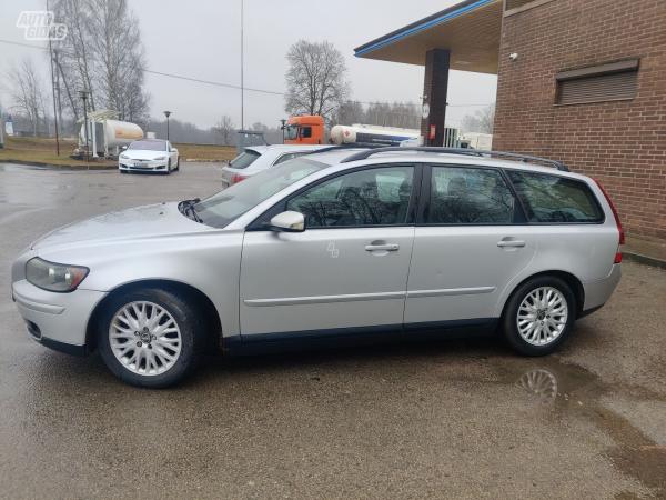 Volvo V50 2004 in Siauliai, with an engine capacity of 2.00 L and mileage of 370 thousand km for 1150 €, photo 7 on AUTOMOTO.COM.LV