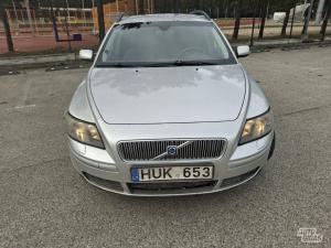 Volvo V50 2004 Utena, ar dzinēja tilpumu 2.40 L un nobraukumu 300 tūkst. km par 1000 €, foto 5 vietnē AUTOMOTO.COM.LV