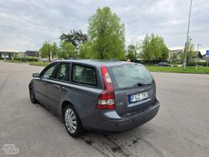 Volvo V50 2004 in Varena, with an engine capacity of 2.00 L and mileage of 398 thousand km for 650 €, photo 9 on AUTOMOTO.COM.LV